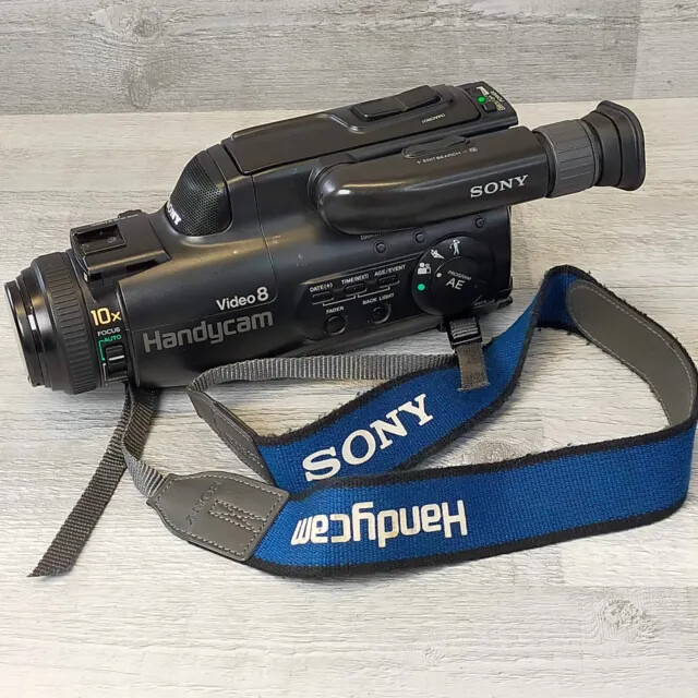 Sony PAL Video 8 Analogue Handycam Camcorder (CCD-FX400E) | eBay