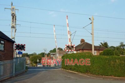 PHOTO CHURCH LANE LEVEL CROSSING IN STONE STAFFORDSHIRE LOOKING NORTH ...