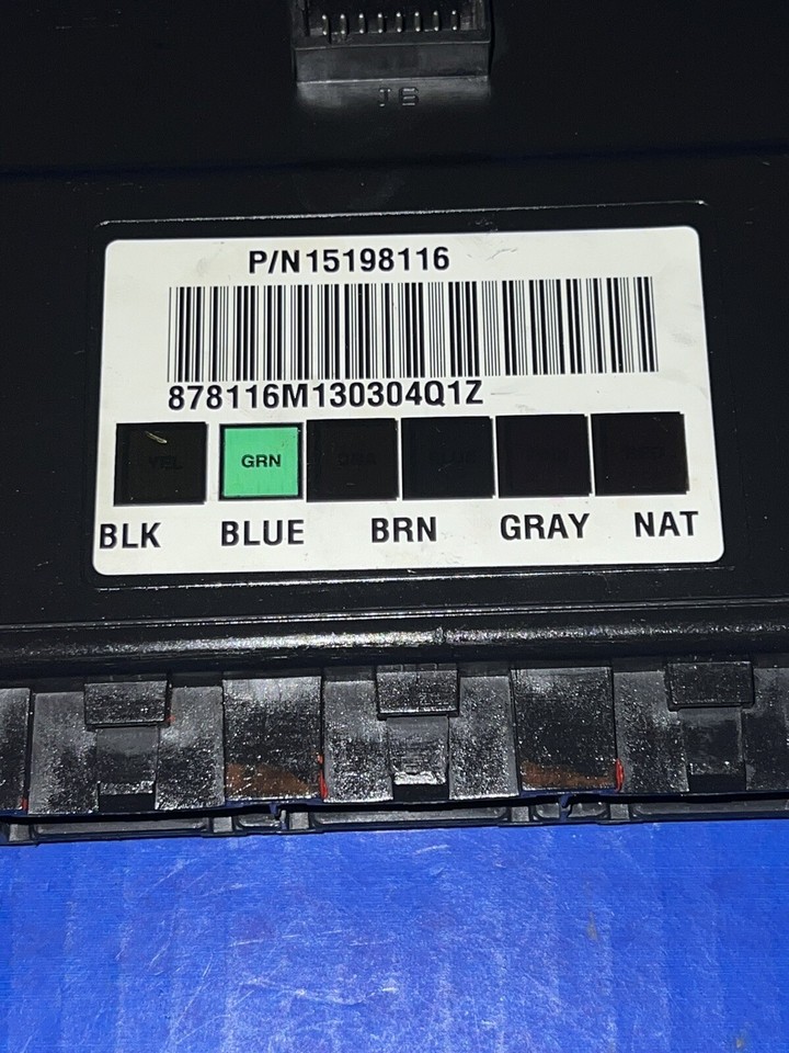 2003 - 2006 Suburban Body Control Module 15198116 Programmed To Your ...
