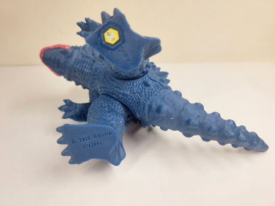 King Gesura Ultraman 4" Spark Doll 2015 Ultra Monster X Kaiju Guesra US ...