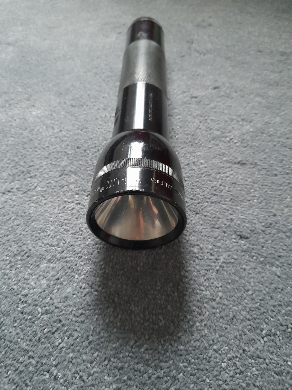 Mag-Lite 2D Cell Black Torch | eBay UK