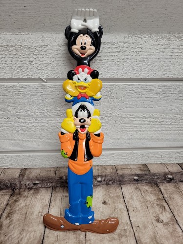 Vintage Disneyland Resort Back Scratcher Mickey Mouse Donald Duck ...