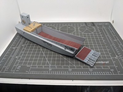 AIRFIX 1:72 1:76 LCM III LANDING CRAFT plastic model kit incomplete ...