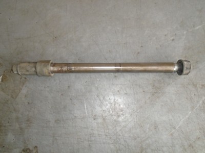 87 Honda VF700 VF700C Super Magna Rear Wheel Axle | eBay