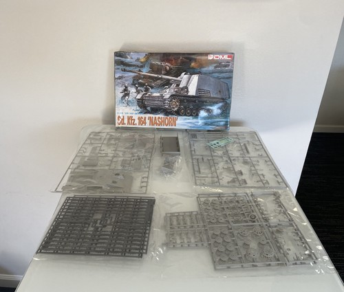 DML 6001 Sd.Kfz.164 Nashorn ‘39-‘45 Series Open Box Parts Factory ...