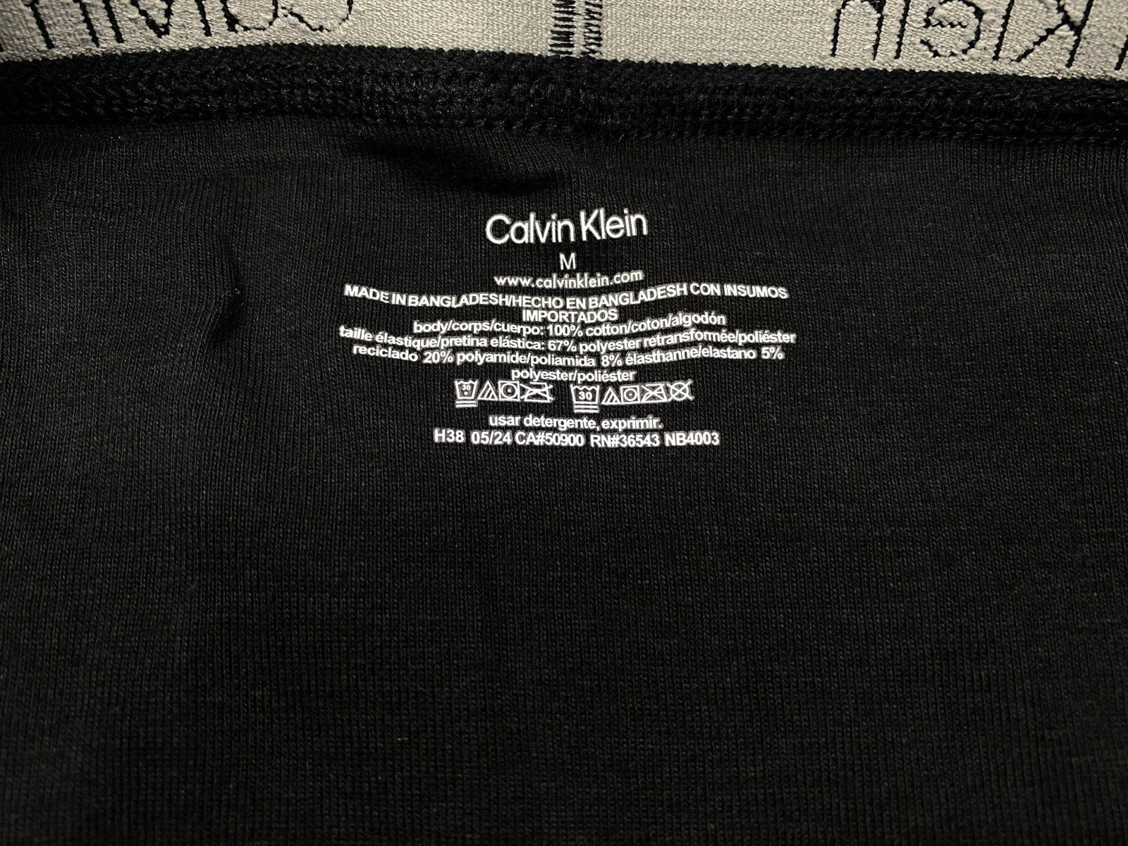 Calvin Klein Boxer Briefs - Medium - Black - White - Set of 2 - NB4003