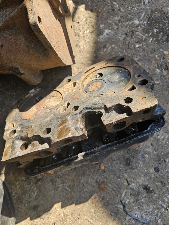 Ford V4 Cylinder Head | eBay