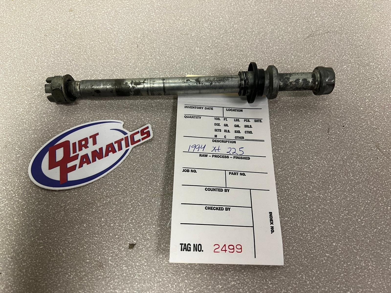 Yamaha XT225 XT 225 1994 Front Axle | eBay