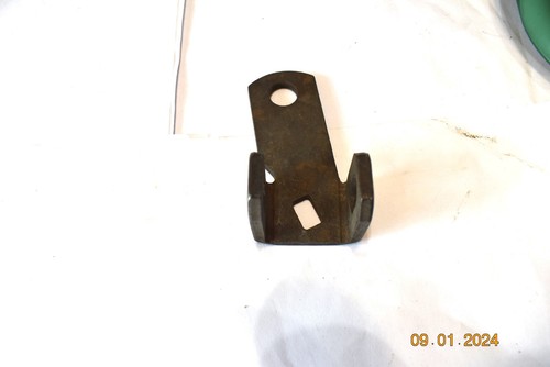 NOS CHEVROLET GM AUTOMATIC TRANSMISSION SHIFT SHIFTER LINKAGE BRACKET ...