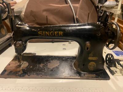 Singer 31-19 industrial Walkinf Foot Sewing Machine for Shoe's and Bags ...
