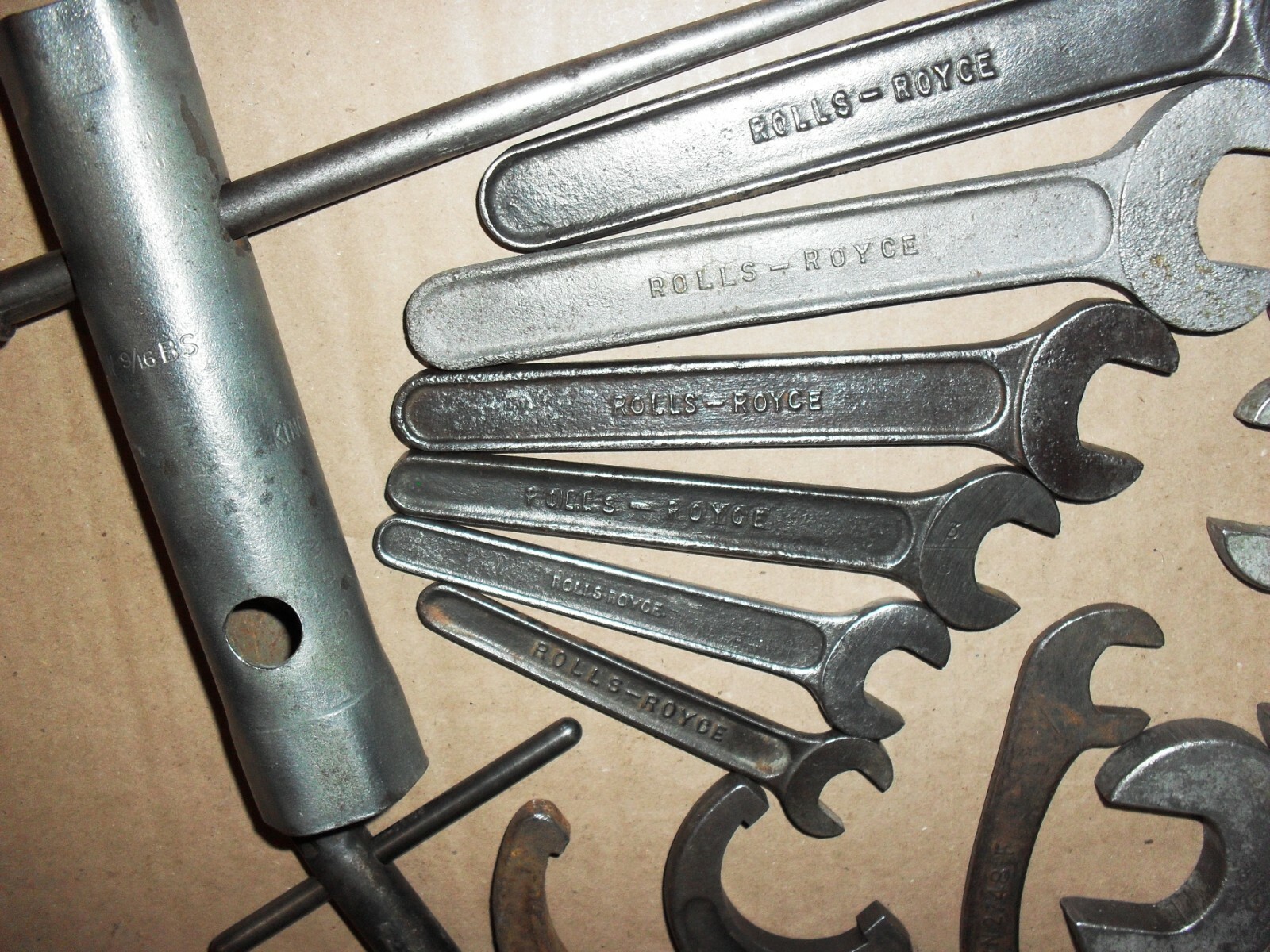 ROLLS ROYCE CAR TOOLKIT ROLL WRENCHES SPANNERS PIECES GENUINE ROLLS ...