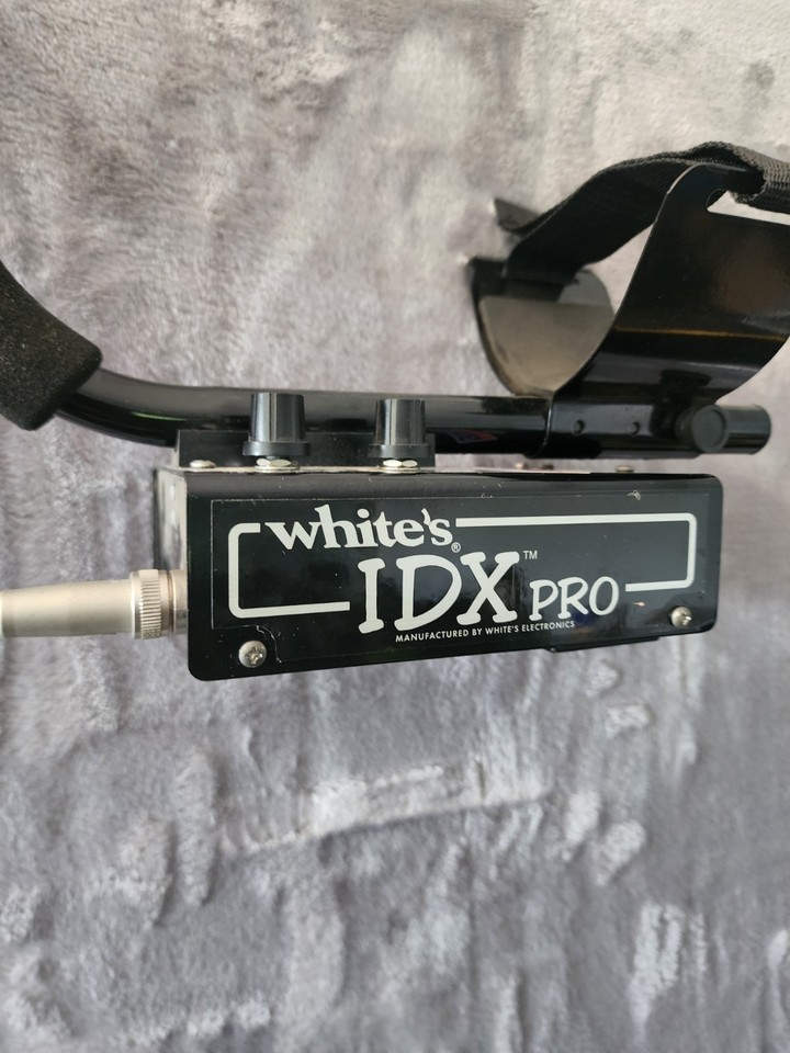 Whites IDX Pro Metal Detector With Coil Protector Very Good Condition ...