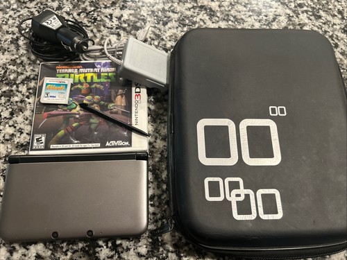 Nintendo Silver 3DS XL w/ Case, Charger & Games Shinobi Teenage Mutant ...