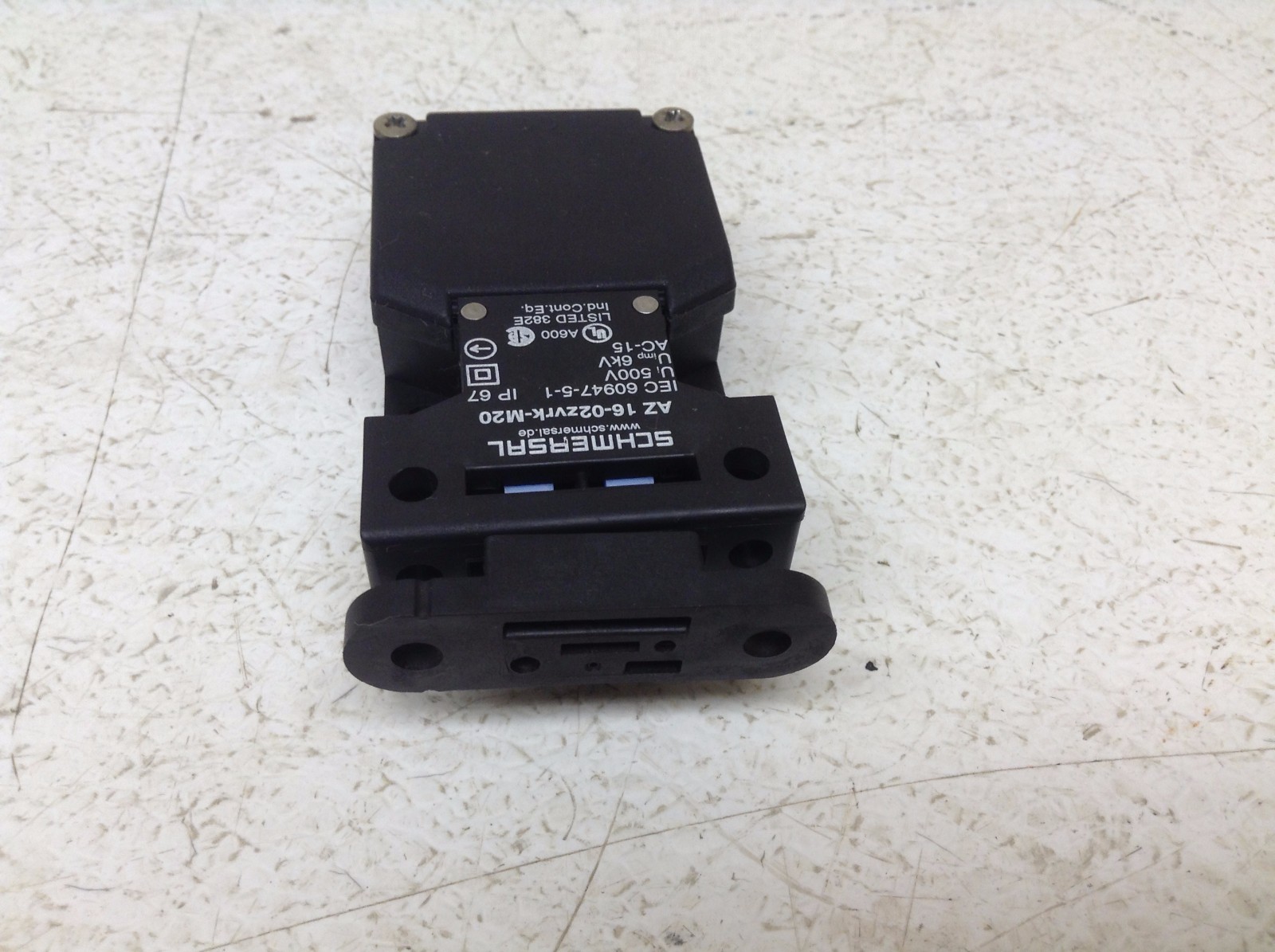 Schmersal AZ 16-02zvrk-M20 Safety Interlock Switch AZ16-02zvrk-M20 ...