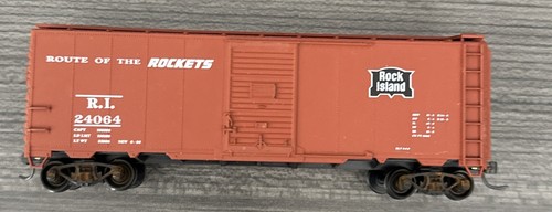 HO Scale Rock Island Box Car w/Kadee Couplers 24064 Rockets No Box Sold ...