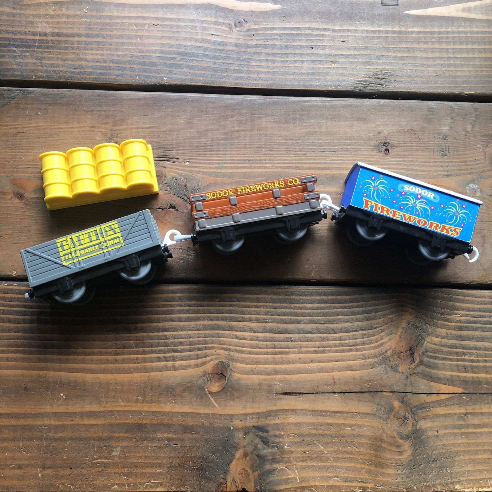Thomas Trackmaster Sodor Fireworks Co Set Fireworks Removable Cargo Car ...