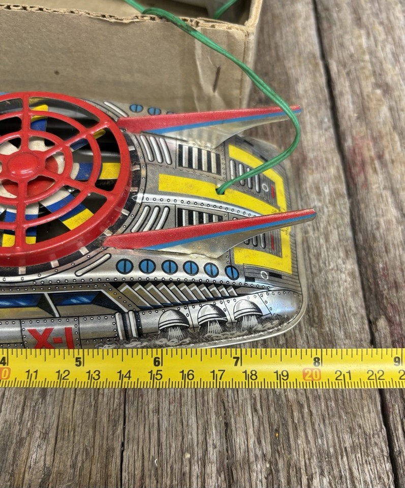 UBER Rare Vintage Battery Operated TPS Japan “Luna Hovercraft” Tin Toy ...