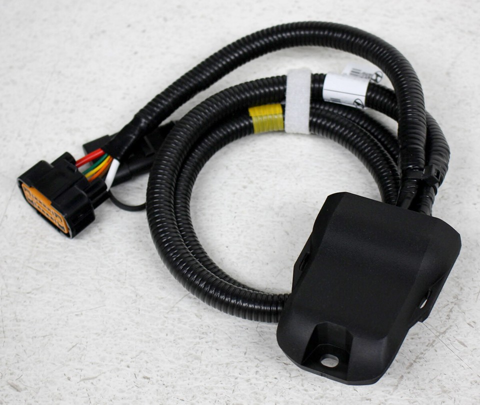 New Old Stock OEM for Hyundai Santa Fe, Santa Cruz S2F67-AC400 Hitch ...