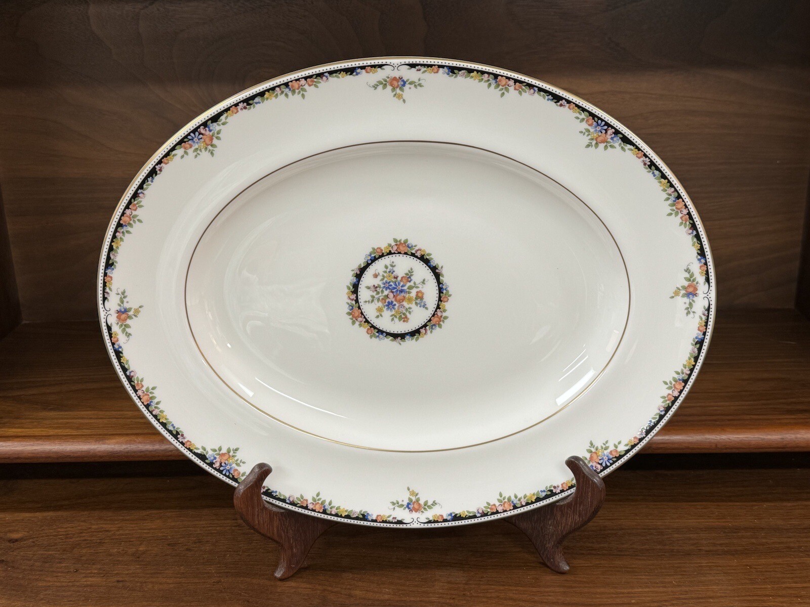 Set of (2) Wedgwood OSBORNE Bone China 14” Oval Serving Platters, R4699 ...