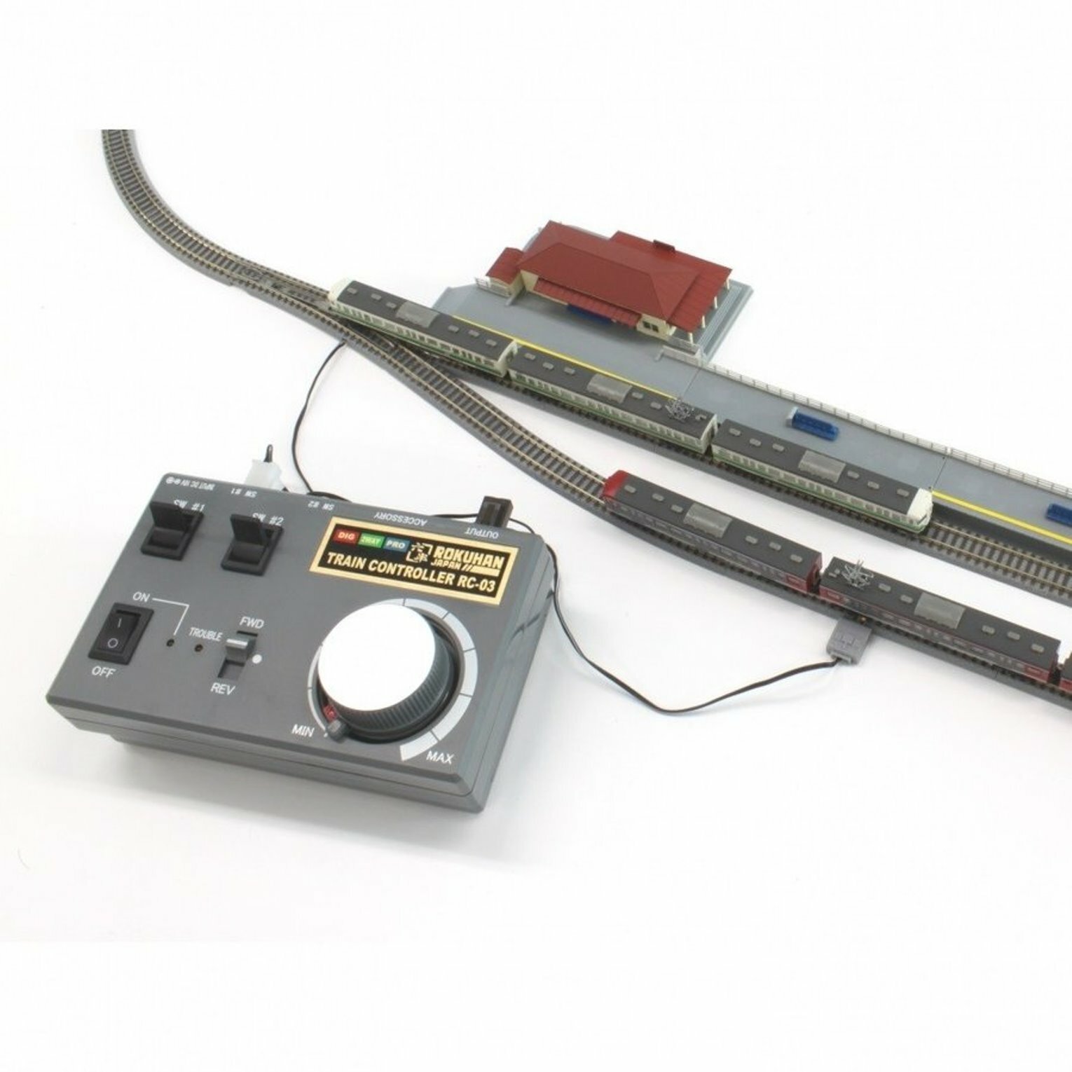 ROKUHAN Z Gauge RC03 Train Controller Equipped with normal lighting ...