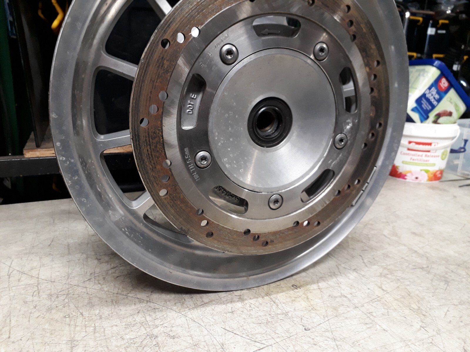 TRIUMPH AMERICA ,REAR WHEEL / RIM, 'FREE POST ' T105-S | eBay