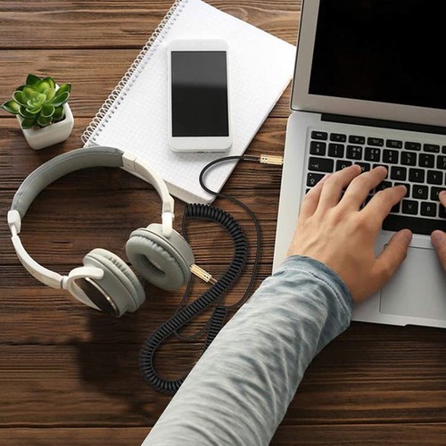 Long Battery Life Enjoy Uninterrupted Music with this Speaker for Hours ...