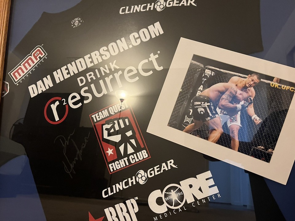 Dan Henderson Official UFC 75 Walkout Shirt Pride FC StrikeForce SIGNED ...