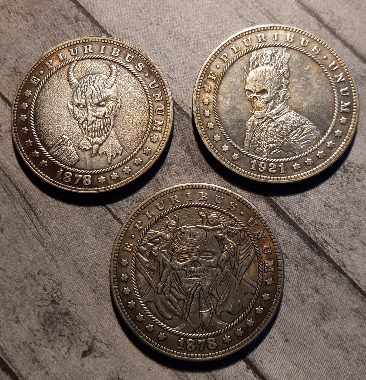 Praying Demon Flaming Skull Devil Occult Coins Dollar Token Nice ...