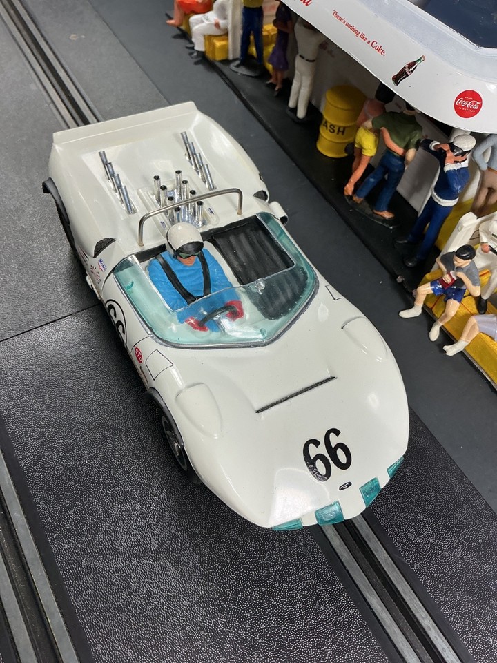 Built 1/24 scale Strombecker Chaparral 2 Slot Car Cox wheels & driver ...
