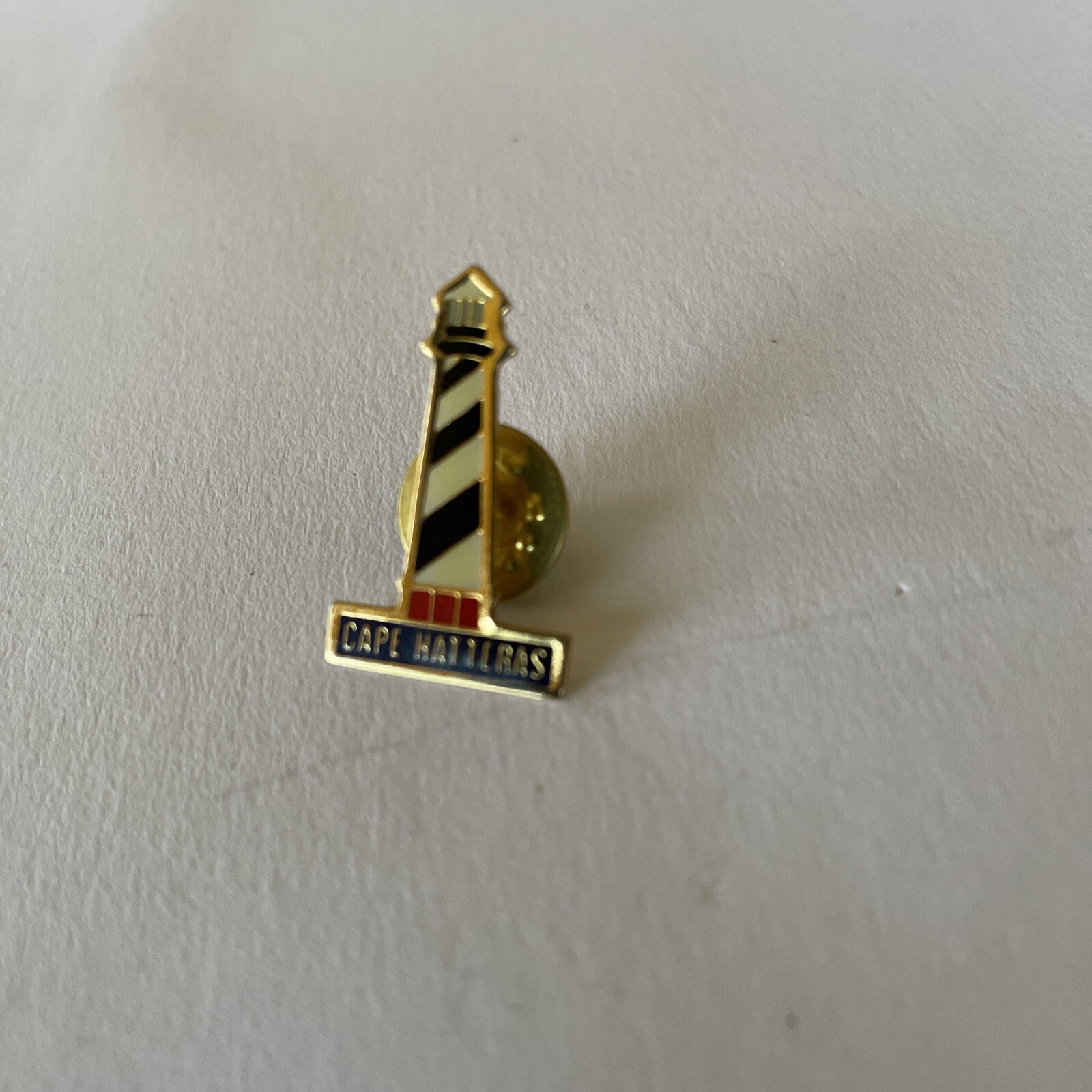 Cape Hatteras Lighthouse Souvenir Pin North Carolina Atlantic Ocean ...