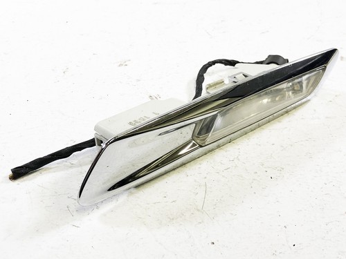 11-13 BMW 528i 535i 550i F10 Right Passenger Fender Turn Signal Marker ...