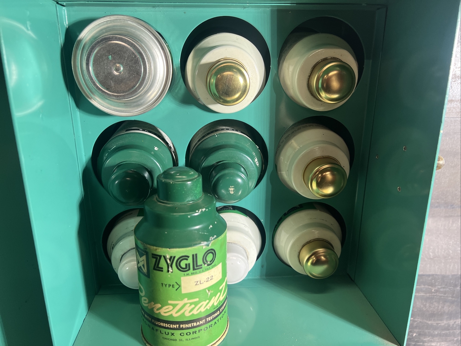 Zyglo Portable Pressure Cans Testing Kit Magnaflux ZA 43 | eBay