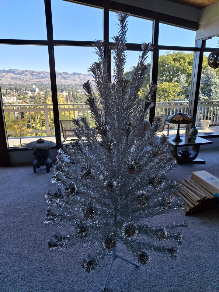 SILVERLINE POM POM 6FT 97 BRANCH ALUMINUM CHRISTMAS TREE | eBay