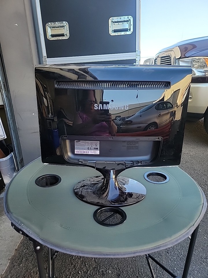 Samsung T220 22" 1680x1050 WSXGA+ Wide LCD Monitor DVI VGA | eBay