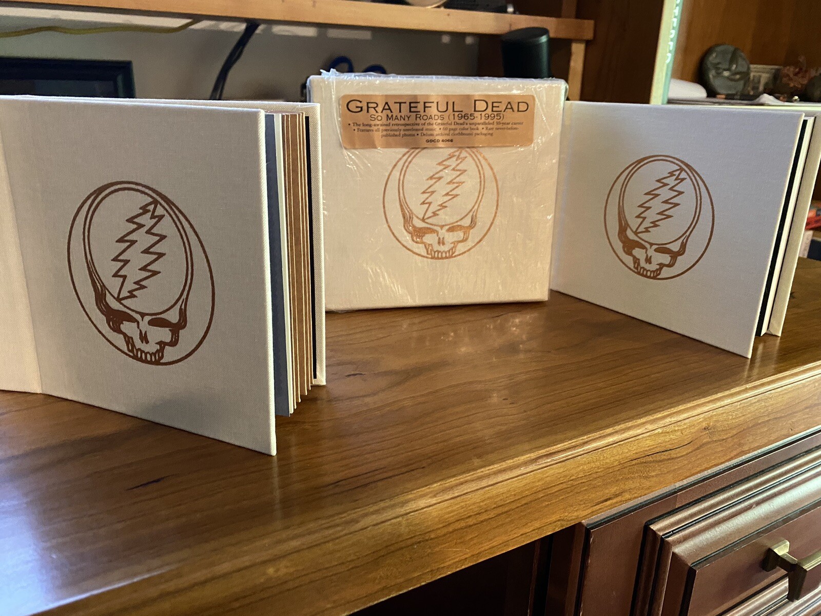Grateful Dead So Many Roads Box Set 1965 - 1995 5 CD + 60 Page Book ...