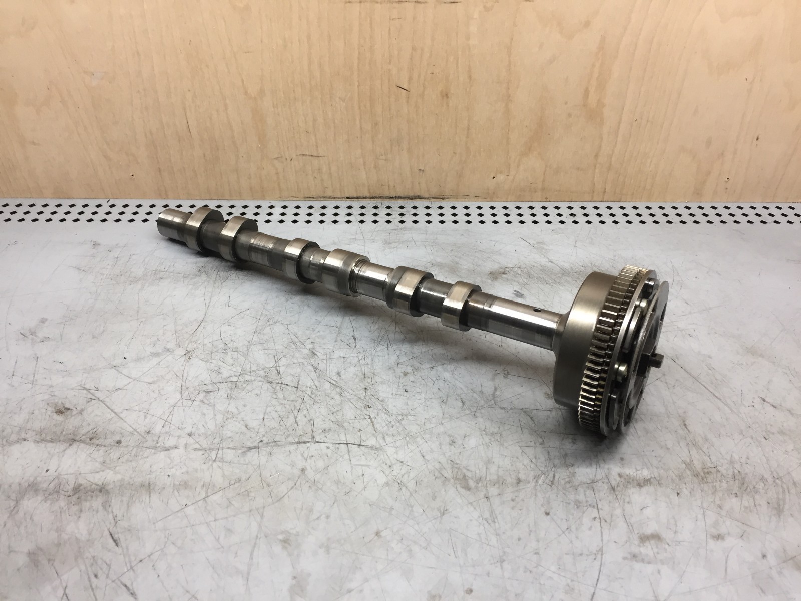 MERCEDES BENZ OEM LOWER LEFT DRIVER CYLINDER HEAD CAMSHAFT A2720510739 ...