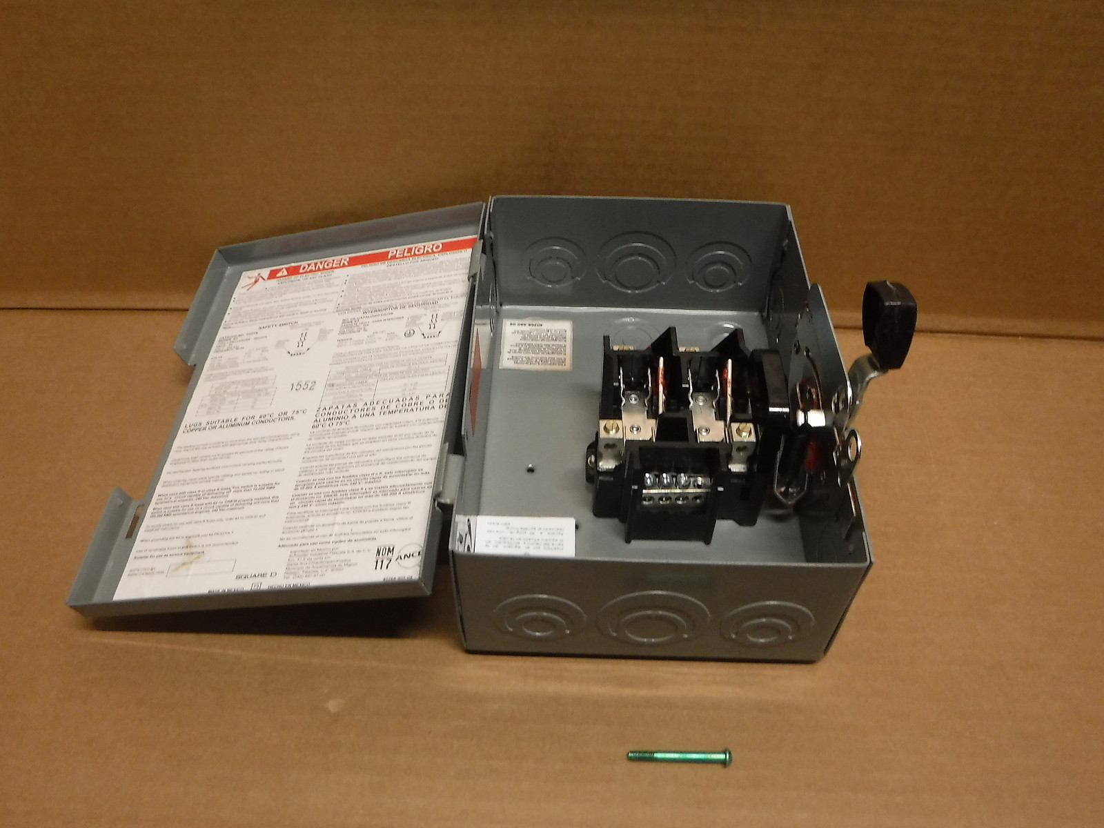 Square D General Duty Safety Switch D221N Type 1 Enclosure 30A 240VAC ...