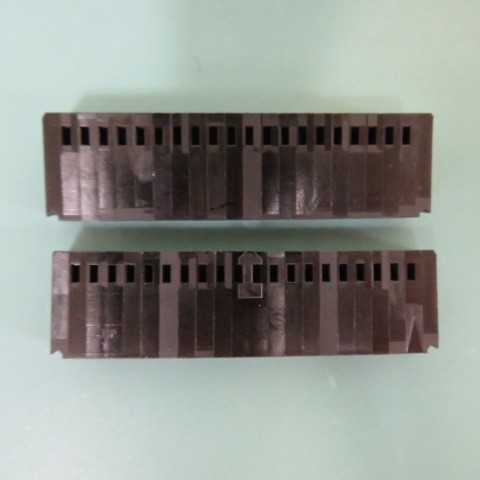 AMP 102387-9 Qty of 48 per Lot CONNECTOR | eBay