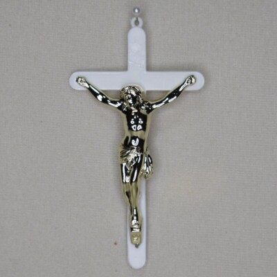 Crucifixes & Crosses - Plastic Crucifixes