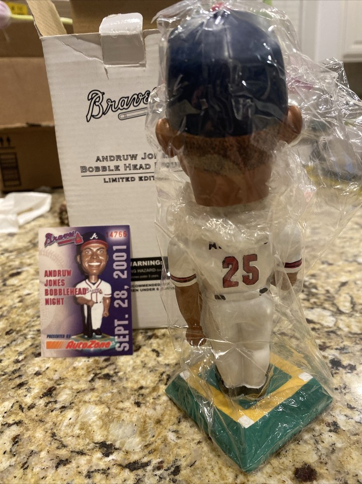 Andruw Jones 2001 Atlanta Braves Bobblehead SGA New In Box | eBay