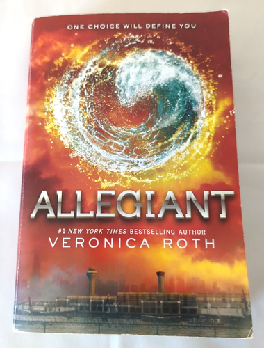 Allegiant; Divergent Series, 3 - Veronica Roth 1st Edition paperback ...