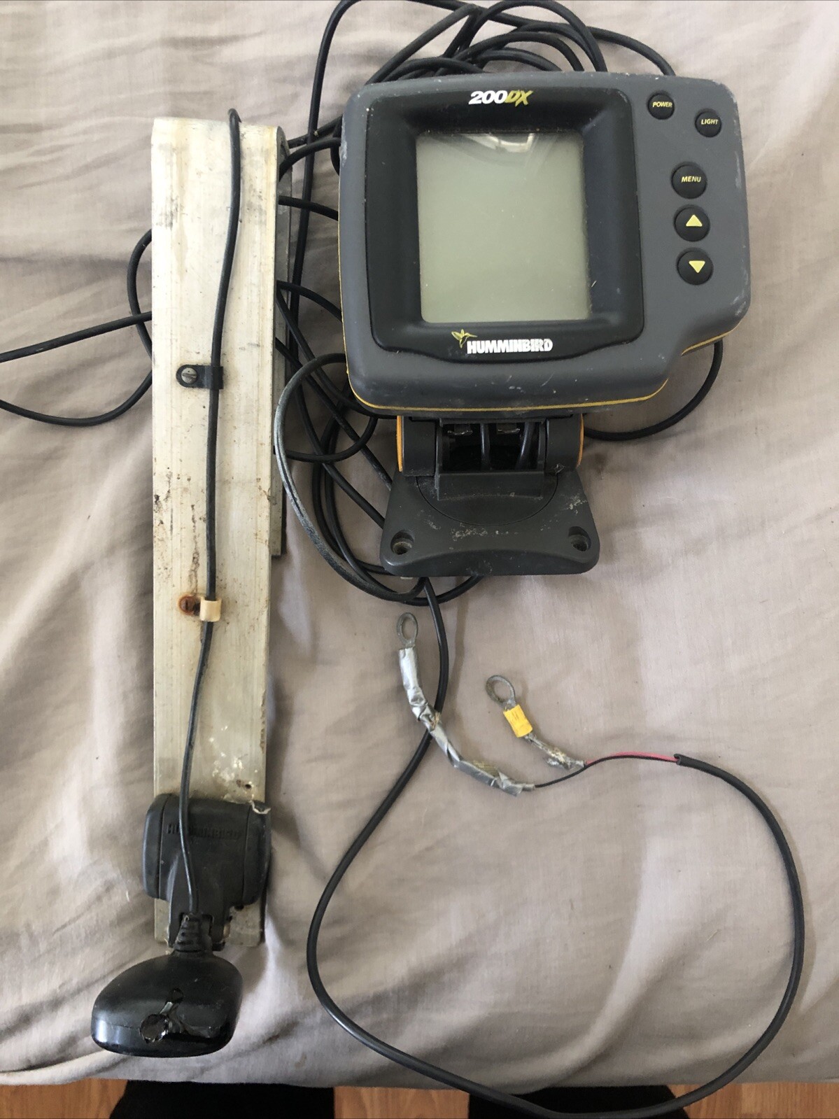 Hummingbird Dual Beam Sonar Fish Finder Depth Sensor 200DX With ...