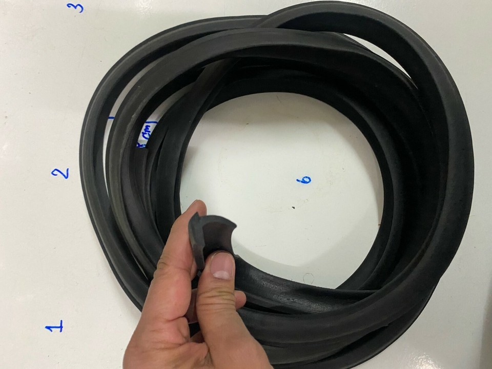 Trunk Lid ,Quarter Windows Weatherstrip fit 70-78 Toyota Corolla KE26 ...