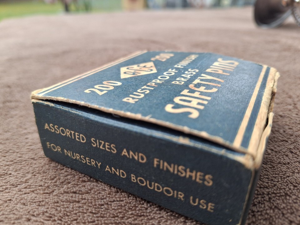 Vintage safety pin box from Sears, Roebuck and Co. contains 24 pins, 4 ...