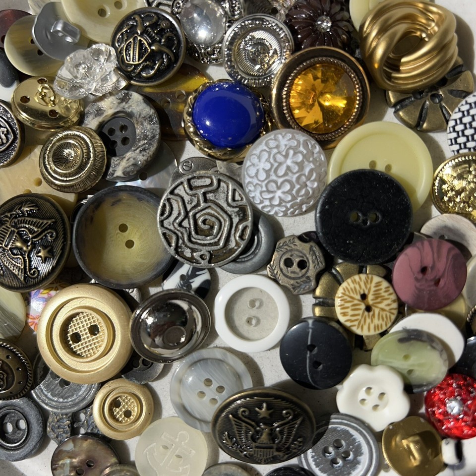 BEST MIXED BUTTON LOT ON EBAY! Hand Picked Buttons From Around The ...