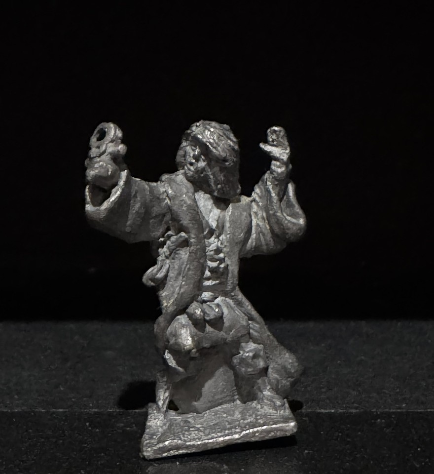 Heritage Cleric 1204b Dungeon Dwellers 3511 Magic User Vintage Fantasy ...