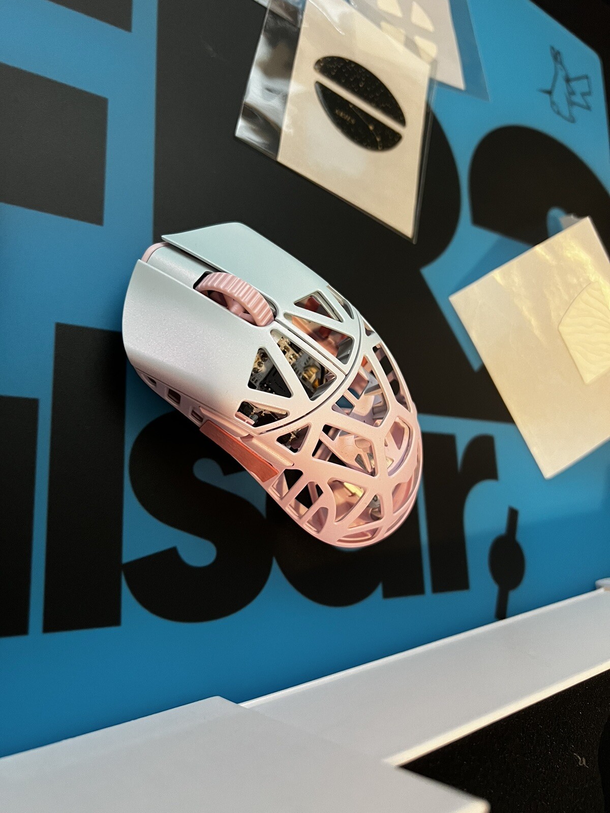 NEW - WLMOUSE BEAST X MINI Gaming Mouse- Pink Blue- 34 ±1g - 4k Cat ...