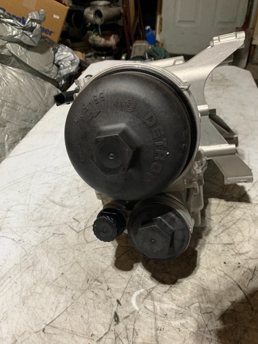 detroit freightliner dd13 & dd15 fuel filter housing DC A472 090 6152 / ...