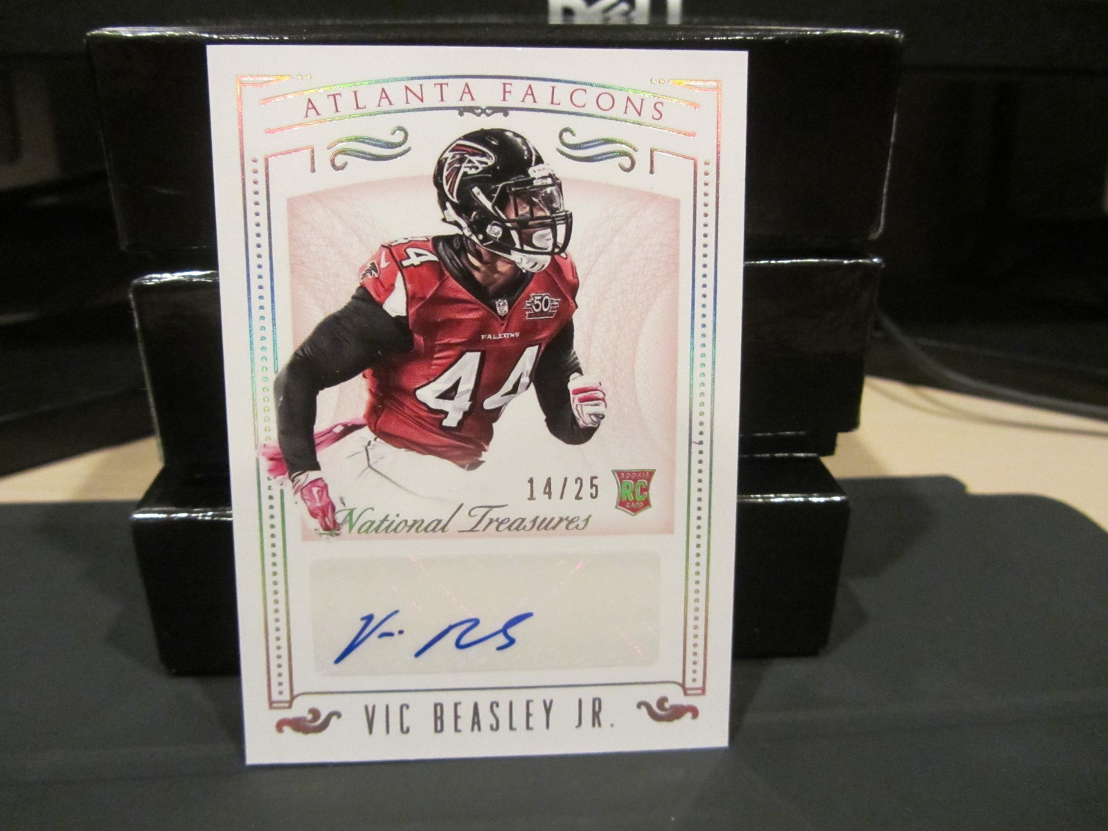 National Treasures Rookie Parallel Autograph Falcons Vic Beasley Jr. 12 ...