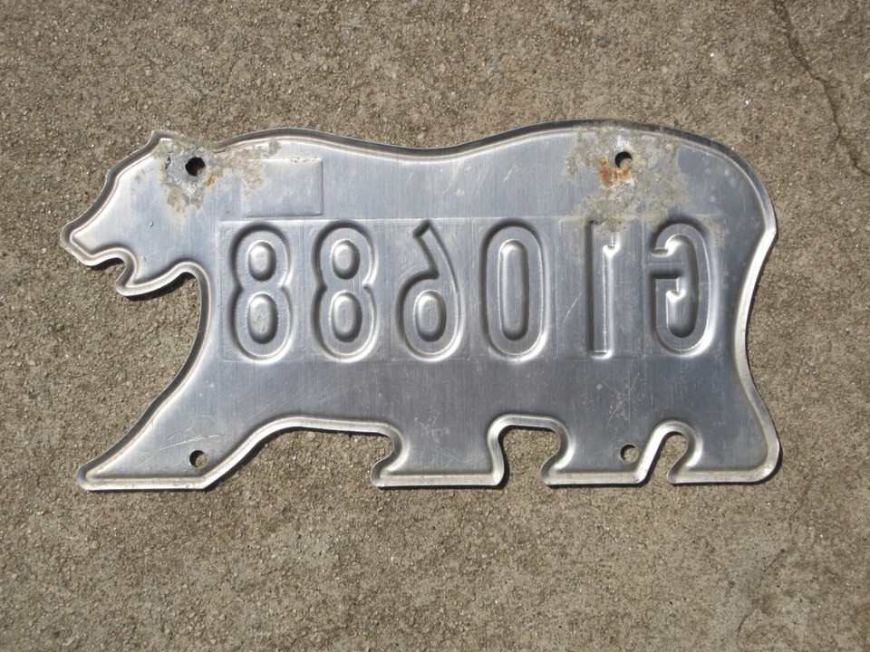 NorthWest Territories Bear License Plate Aurora Borealis NWT Canada G ...